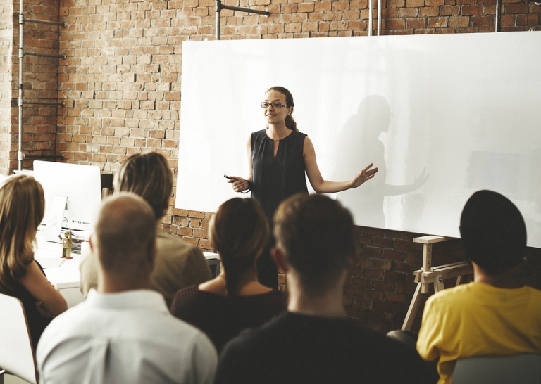 Eight Powerful Tips for Speaking With Confidence and Authority